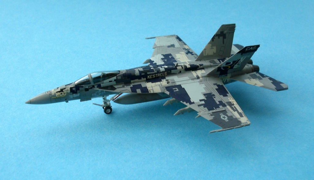 Boeing F/A-18E Super Hornet VFA-137 Kestrels, Revell 03997 1:144